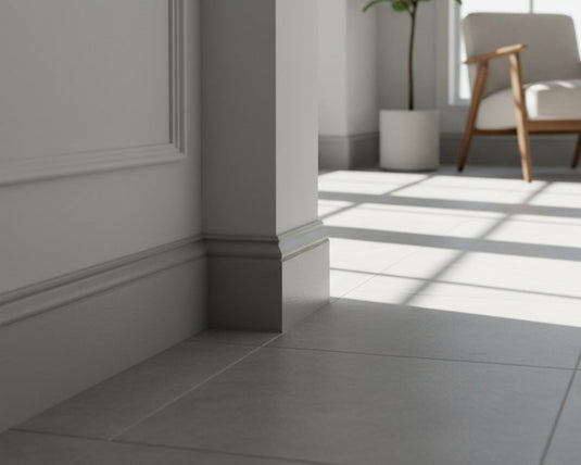 Peinture plinthes gris beige – Peinture Algo